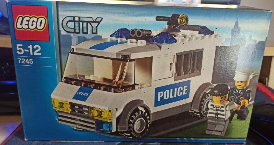 7245 LEGO City Prisoner Transport - Complete