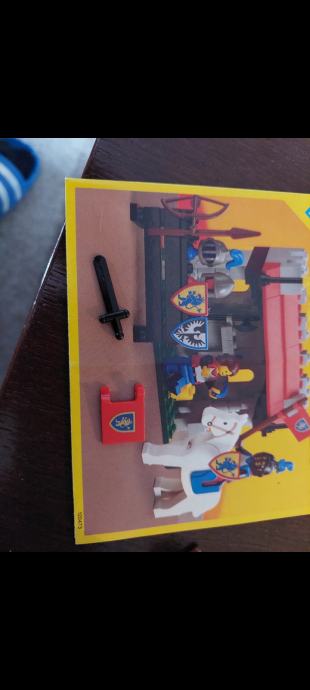 Lego 6041 Armor shop