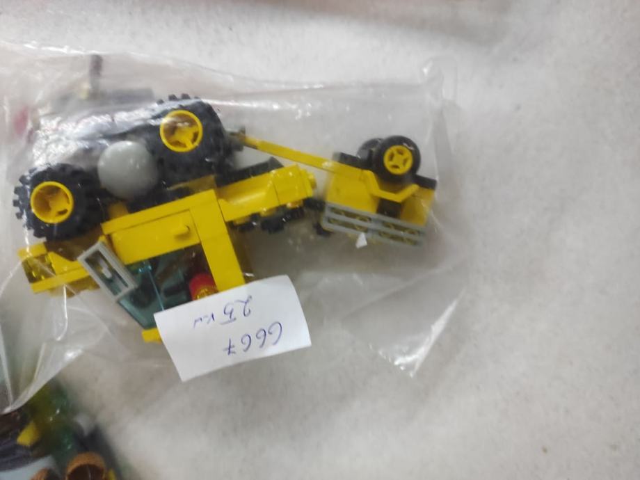 lego 6667: Pothole Patcher