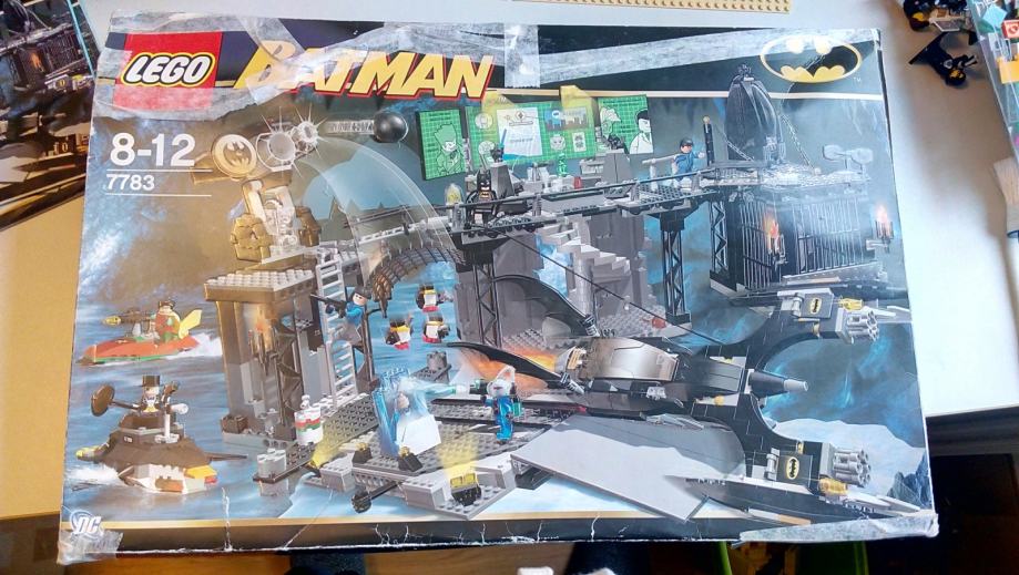 Lego 7783 The Batcave
