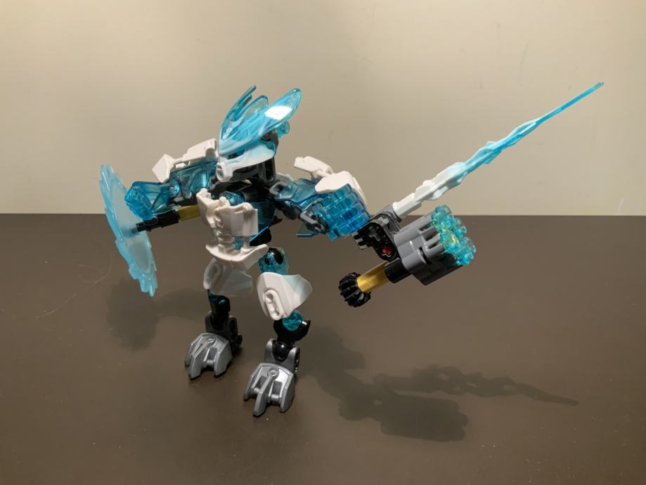 LEGO Bionicle Protector of Ice ( 70782 )