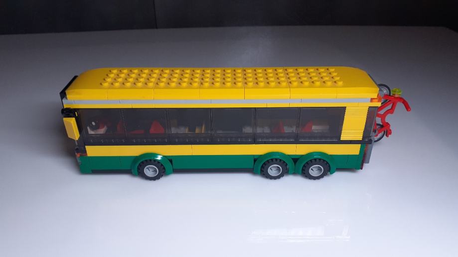 Lego BUS