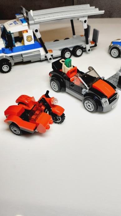 Lego City 60143 Krađa Prijevoznika Automobila