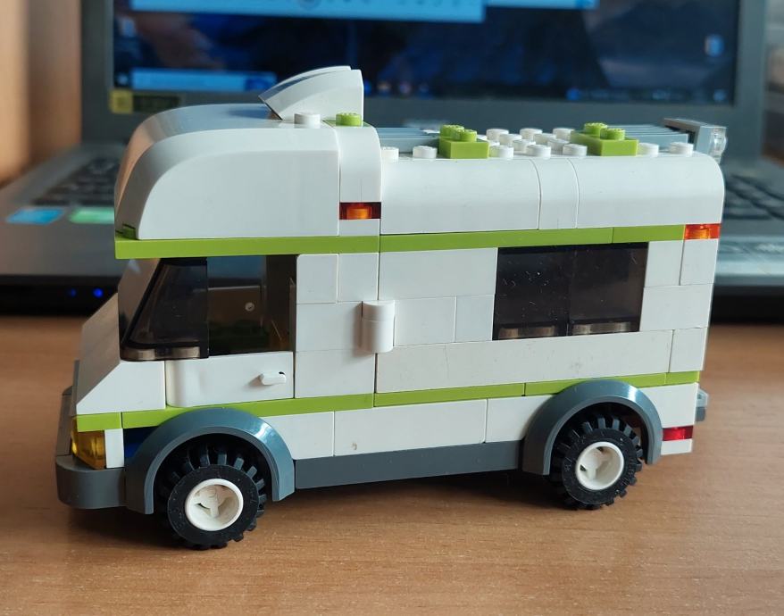 Lego City 7639 Camper