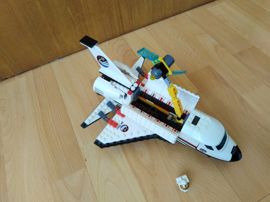 LEGO CITY SPACE SHUTTLE