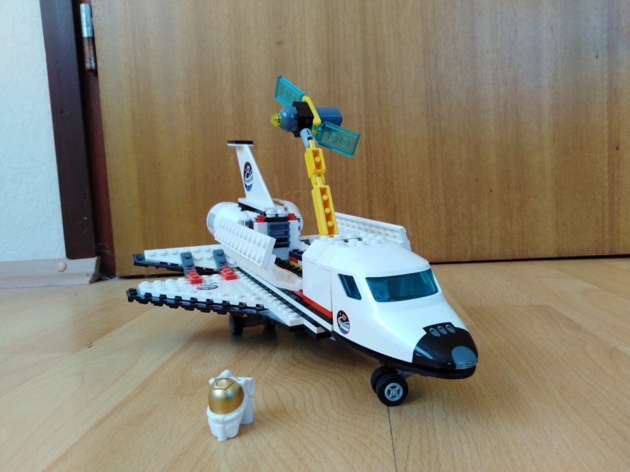 LEGO CITY SPACE SHUTTLE