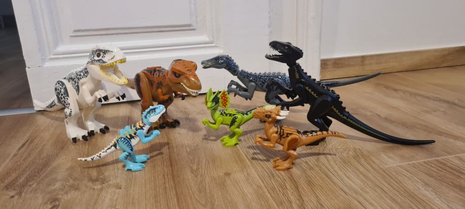 LEGO dinosauri set - 7 komada (Jurrasic World)