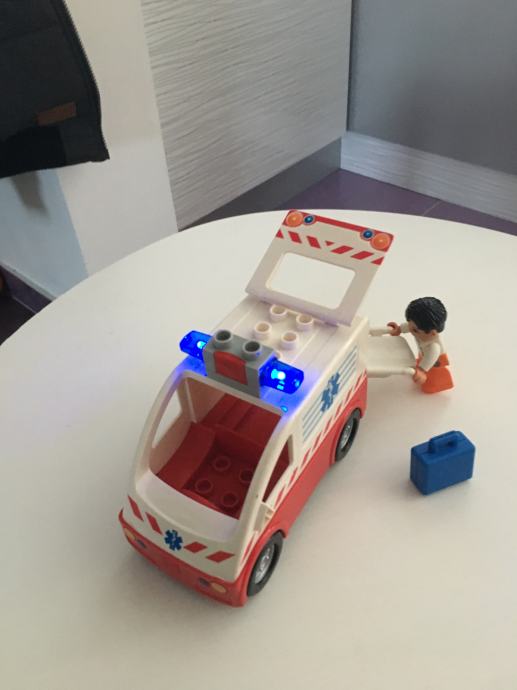 Lego duplo hitna pomoć