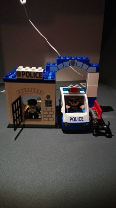 LEGO Duplo Policijska stanica - 5602._ REZERVIRANO