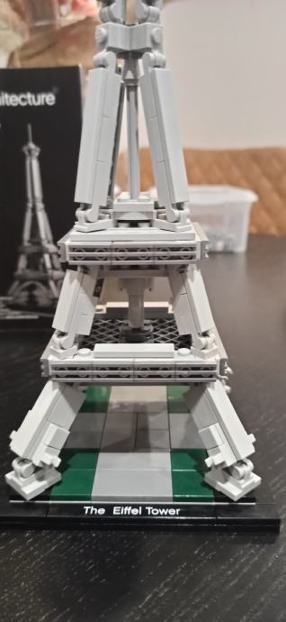 Lego Eiffel Tower 21019