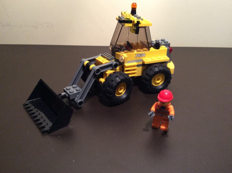 LEGO, Front-End Loader ( set 7630 )