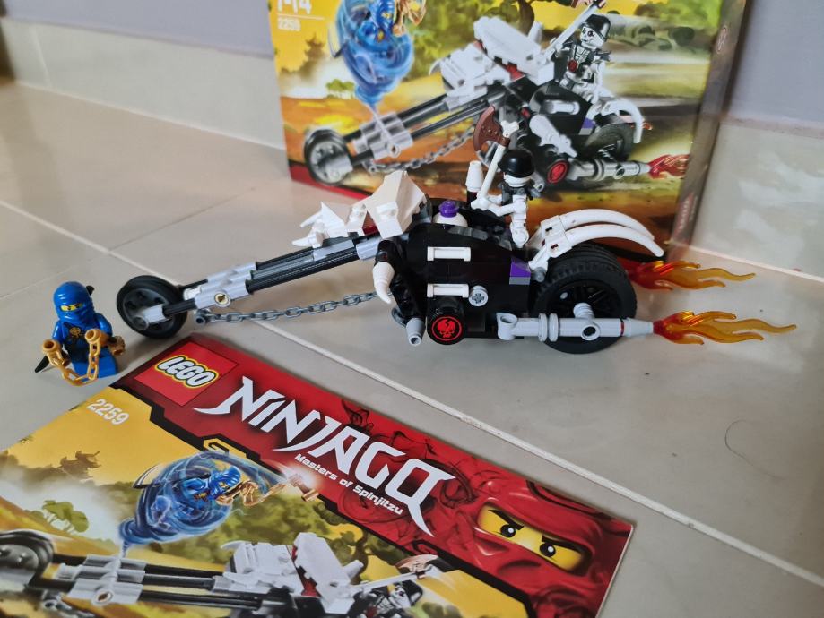 LEGO NINJAGO 2259 Skull Motorbike