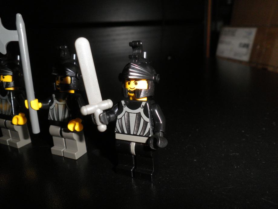 ORIGINAL LEGO FIGURE-LEGO CASTLE-KNIGHTS-VITEZ