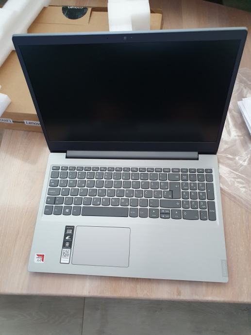 Laptop Lenovo 81N3, NOVO nekorišteno