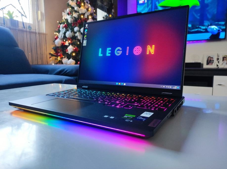 LEGION PRO 7 16,1 2K 240Hz /I9/32GB DDR5/RTX 4090/1TB/WIN11/2999 EURA
