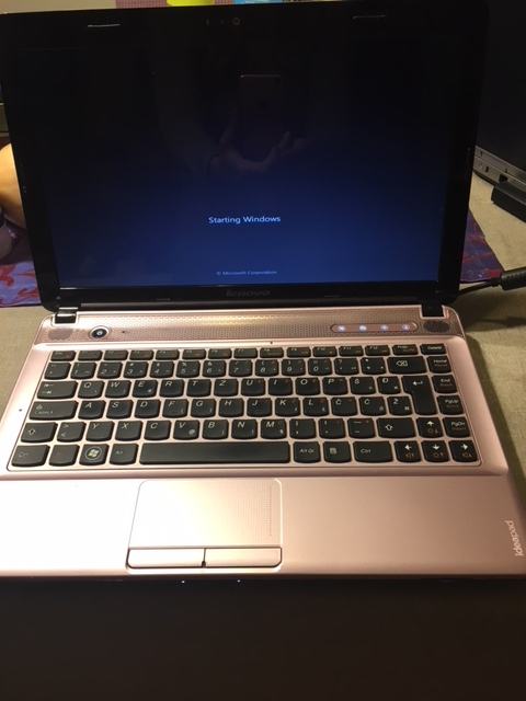 Lenovo Ideapad Z360 13-inch- POVOLJNO