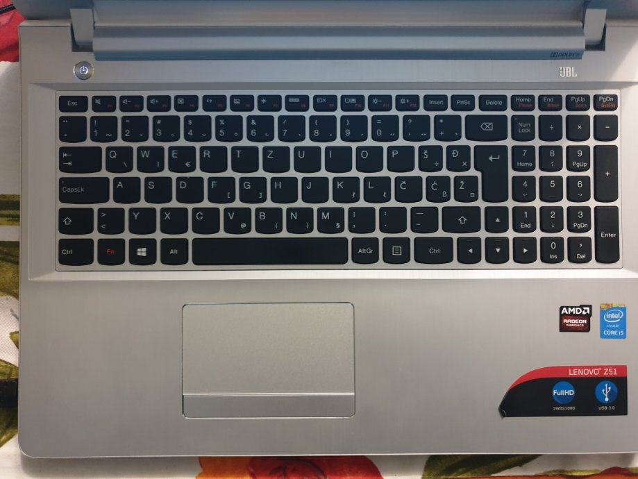 Lenovo Ideapad Z51-70, i5 5200u, 16gb, AMD R9 M375, 1900kn