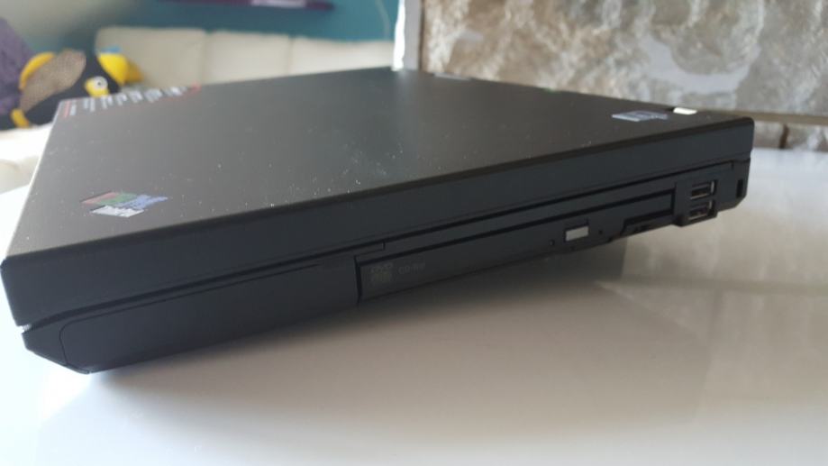 ThinkPad Lenovo R61i, Core2Duo T5250, 1.5GHz,4GB RAM,320GB 2.5 HDD