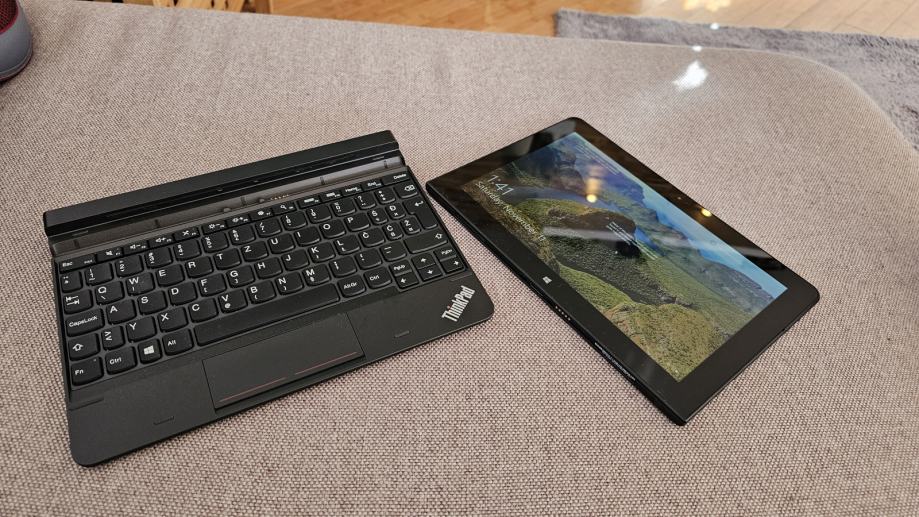 Lenovo Thinkpad 10 2nd Gen Windows tablet
