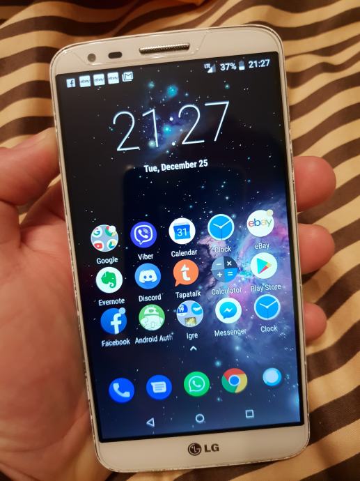 LG G2 - 5.2 Full HD ekran, Snapdragon 800, 13 MP kamera - 400 kn