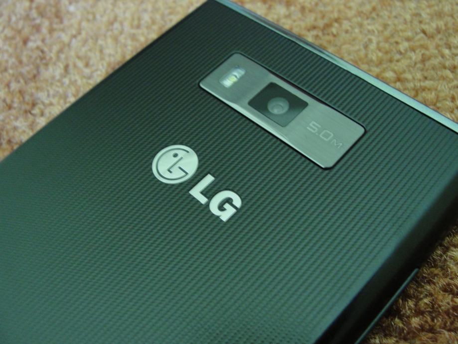 LG Optimus P-700 L7