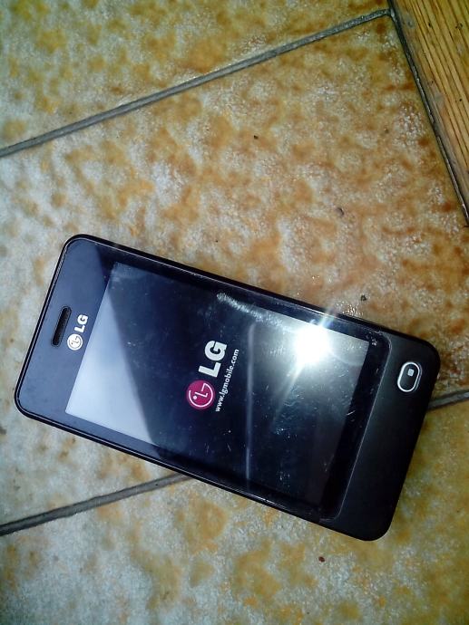 LG, veliki ekran, potpuno ispravan, jako povoljno