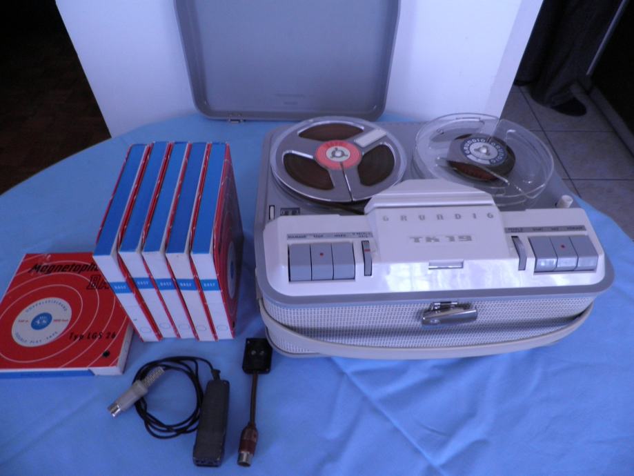 GRUNDIG TK 19a magnetofon portabl
