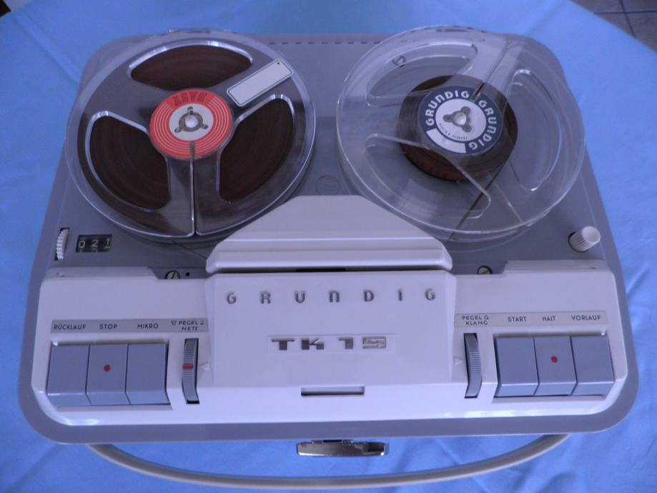 GRUNDIG TK 19a magnetofon portabl