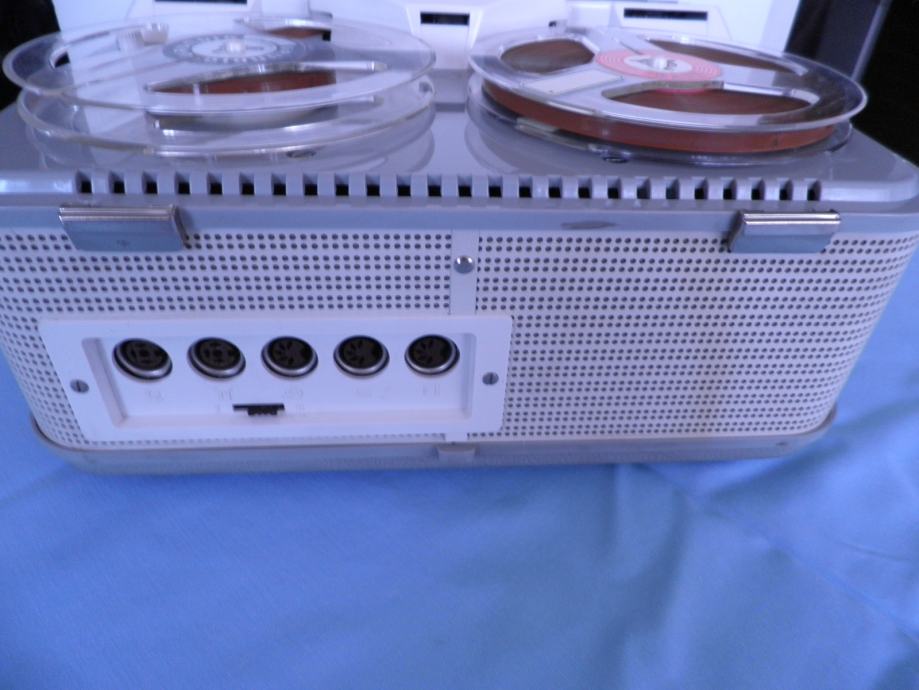 GRUNDIG TK 19a magnetofon portabl