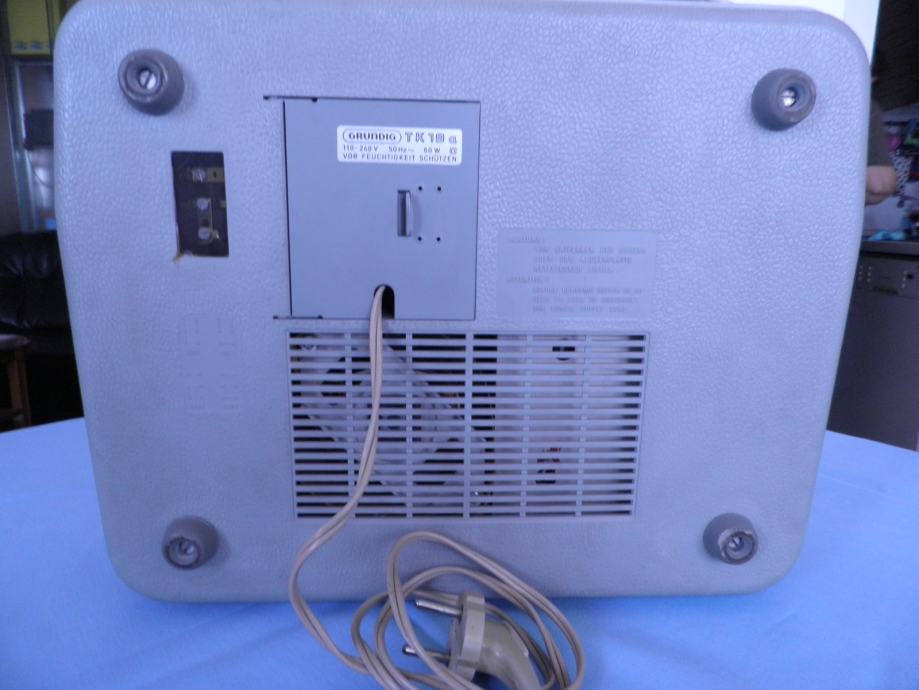 GRUNDIG TK 19a magnetofon portabl