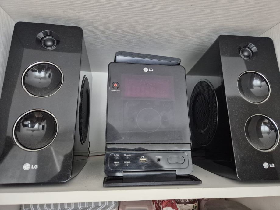 LG FA162-D0U Mikro HiFi linija + daljinski (CD/MP3/USB/Radio/AUX)