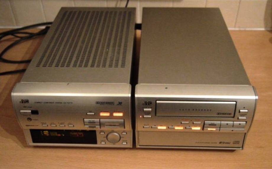 LINIJA JVC-EX-TD5 SA DALJINSKIM I ZVUČNICIMA + POKLON CD/DVD PLAYER