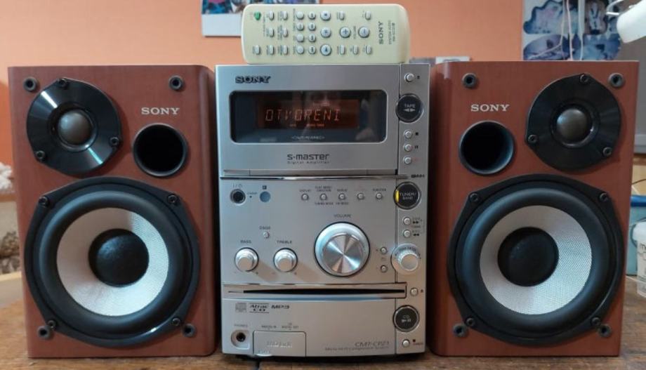 LINIJA SONY CMT-CPZ1 SA ZVUČNICIMA I DALJINSKIM + POKLON CD/DVD PLAYER