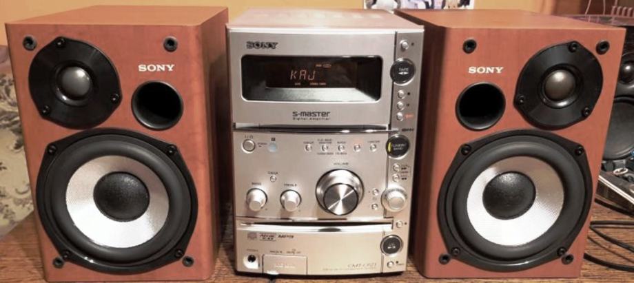 LINIJA SONY CMT-CPZ1 SA ZVUČNICIMA I DALJINSKIM + POKLON CD/DVD PLAYER