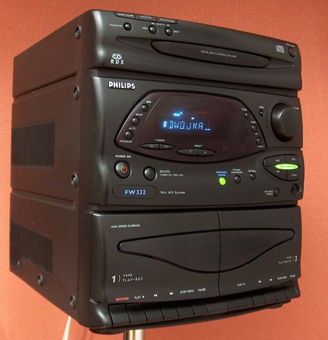 MUZIČKA LINIJA PHILIPS FW332 sa daljinskim i zvučnicima