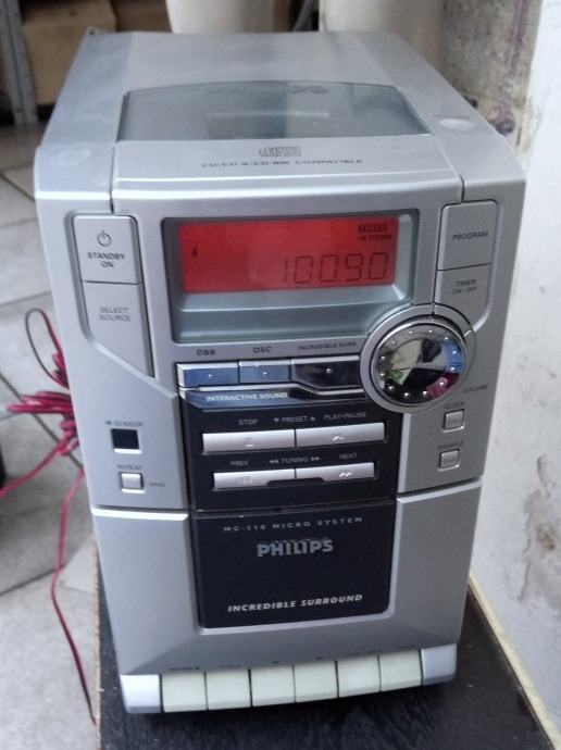 MUZIČKA LINIJA PHILIPS MC-110 SA DALJINSKIM I ZVUČNICIMA