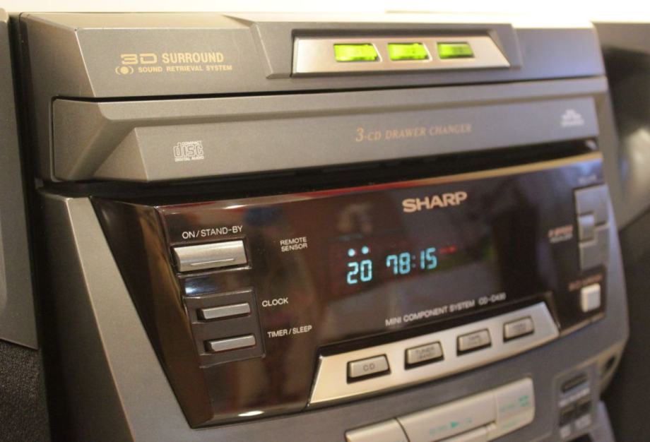 MUZIČKA LINIJA SHARP CD-430 SA DALJINSKIM