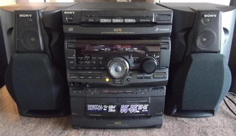 MUZIČKA LINIJA SONY HCD-RX70 SA DALJINSKIM I ZVUČNICIMA