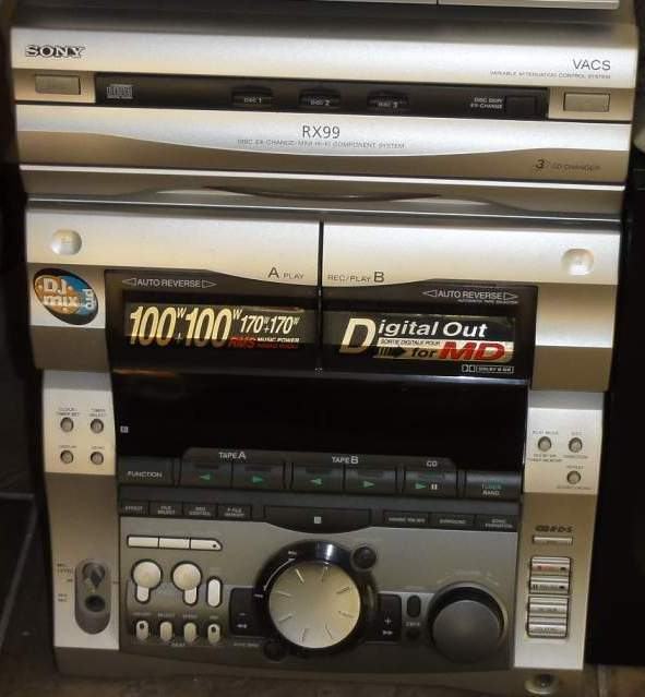 LINIJA SONY HCD-RX99 SA DALJINSKIM I ZVUČNICIMA