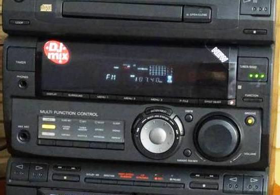 MUZIČKA LINIJA SONY RX50