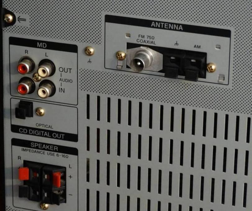 LINIJA SONY RX50 SA DALJINSKIM