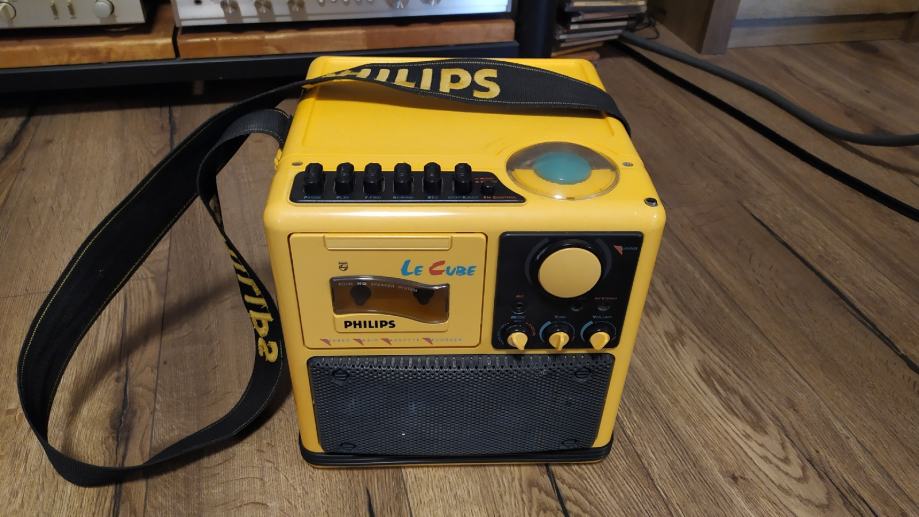 Philips Le Cube D8080/02
