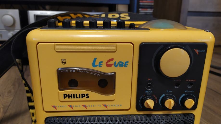 Philips Le Cube D8080/02