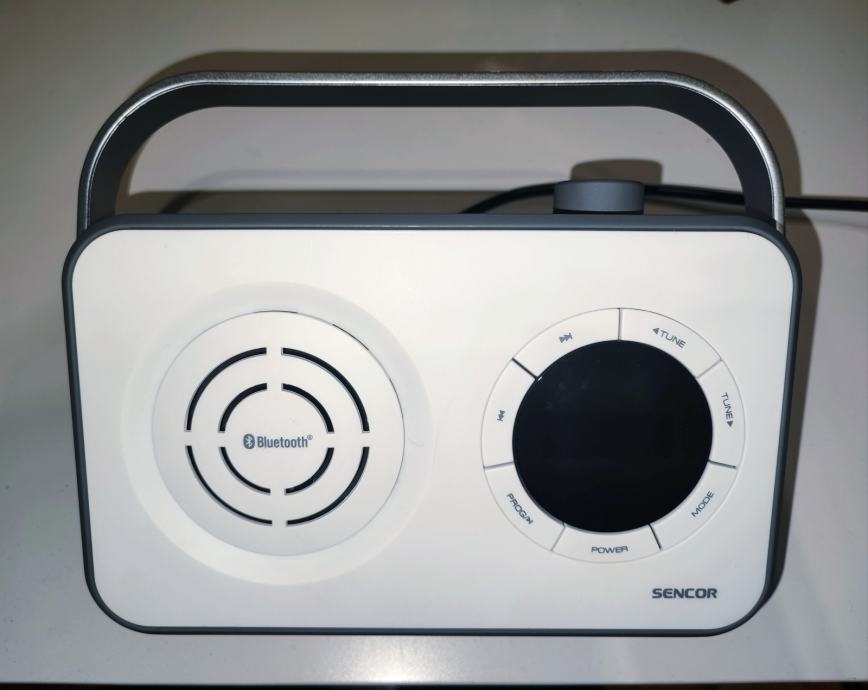 Prodajem Sencor Bluetooth radio SRD 3200 W