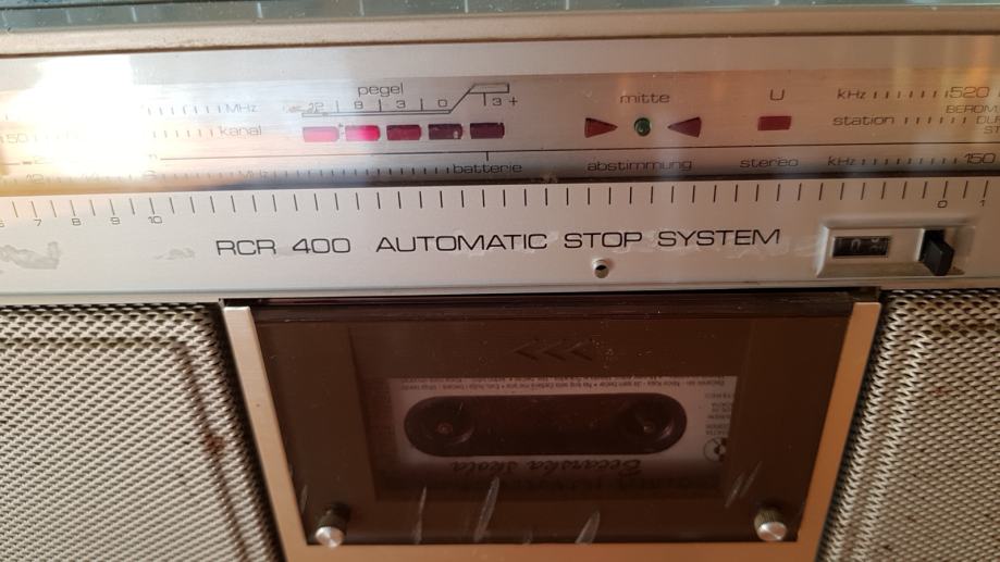 RADIO KASETOFON BOOMBOX SABA 400