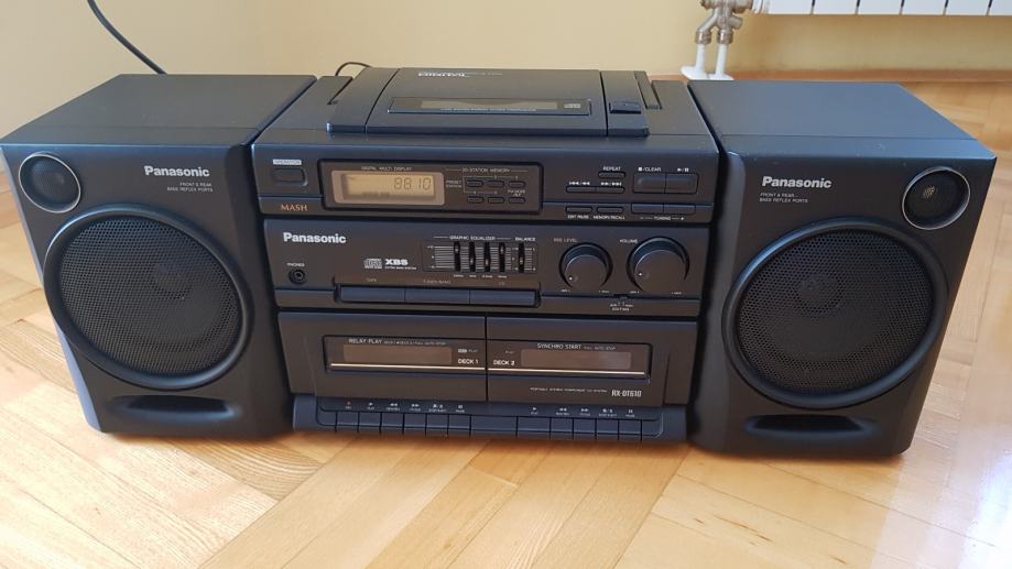 RADIO KASETOFON CD BOOMBOX PANASONIC RX - DT 610