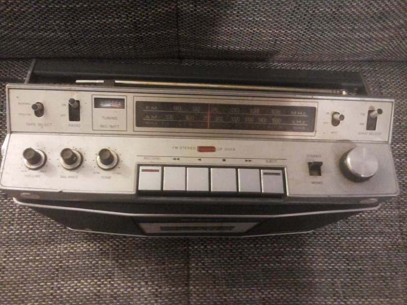 Sony CF-550A Kasetofon Retro