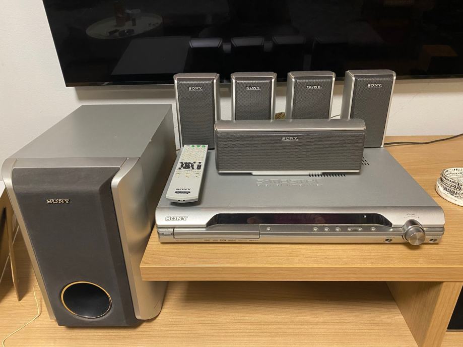SONY linija DAV-DZ110