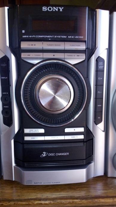 Sony linija MHC-EC55