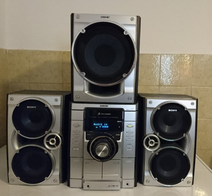 Sony linija MHC-RG475S